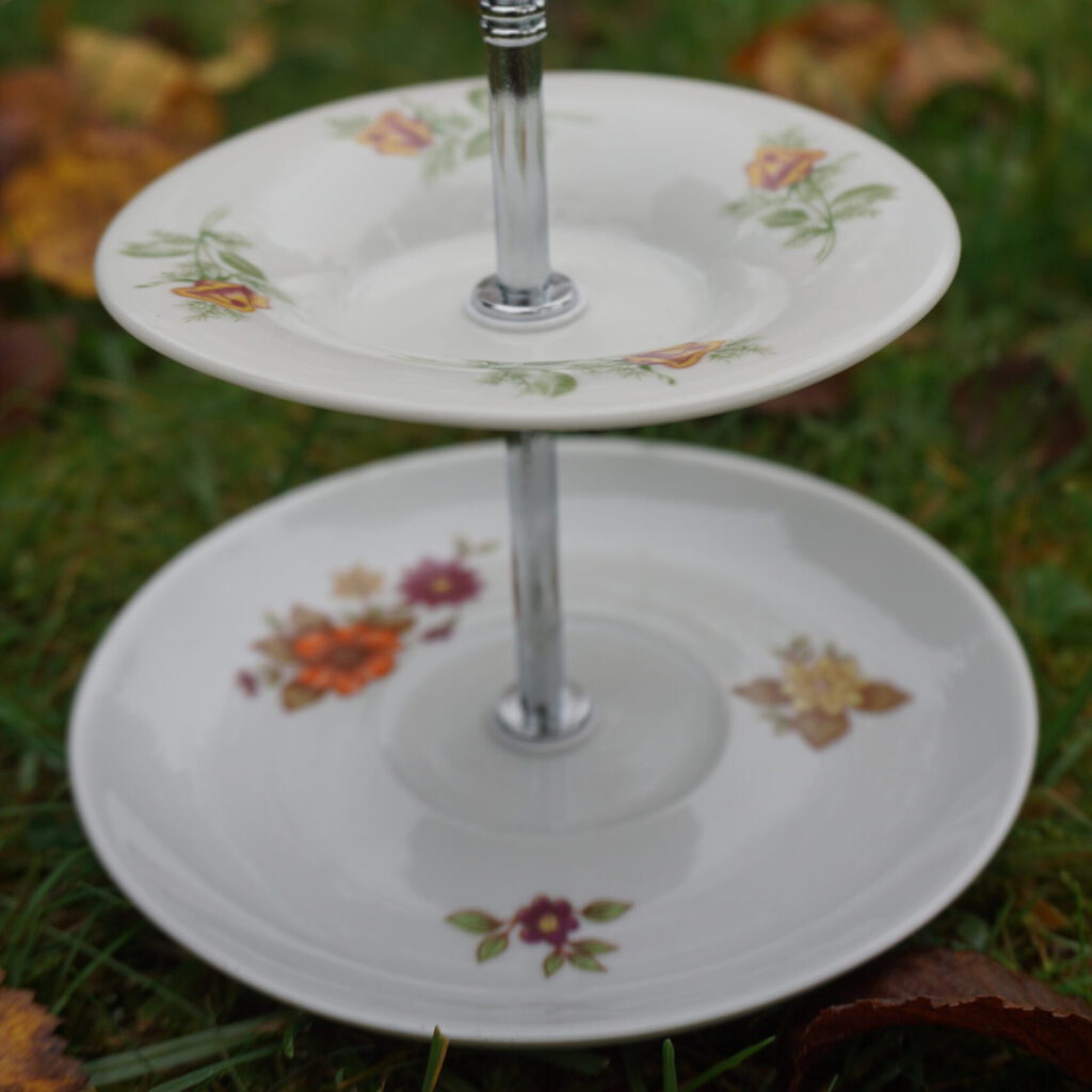 Mini-Etagere Lore | Porzellangeschichten